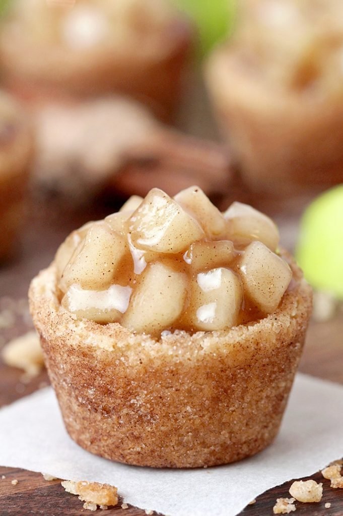 Snickerdoodle Apple Pie Bites