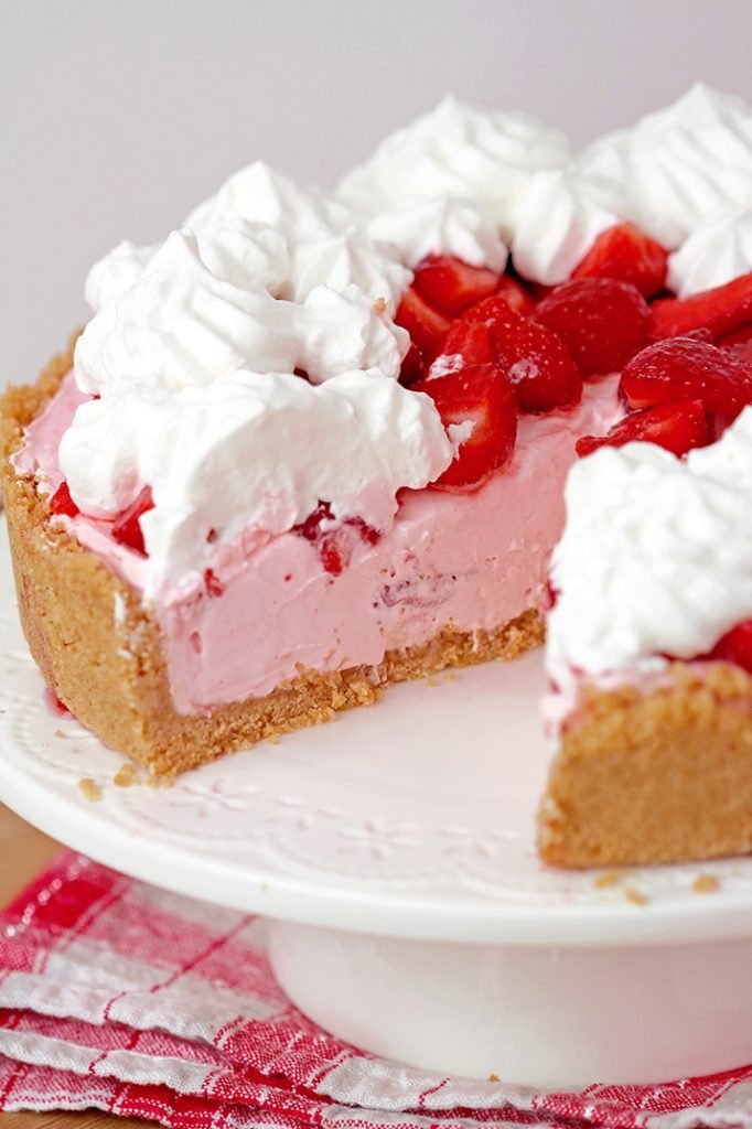 Strawberry Cheesecake - Easy No Bake 2024 Dessert Recipe